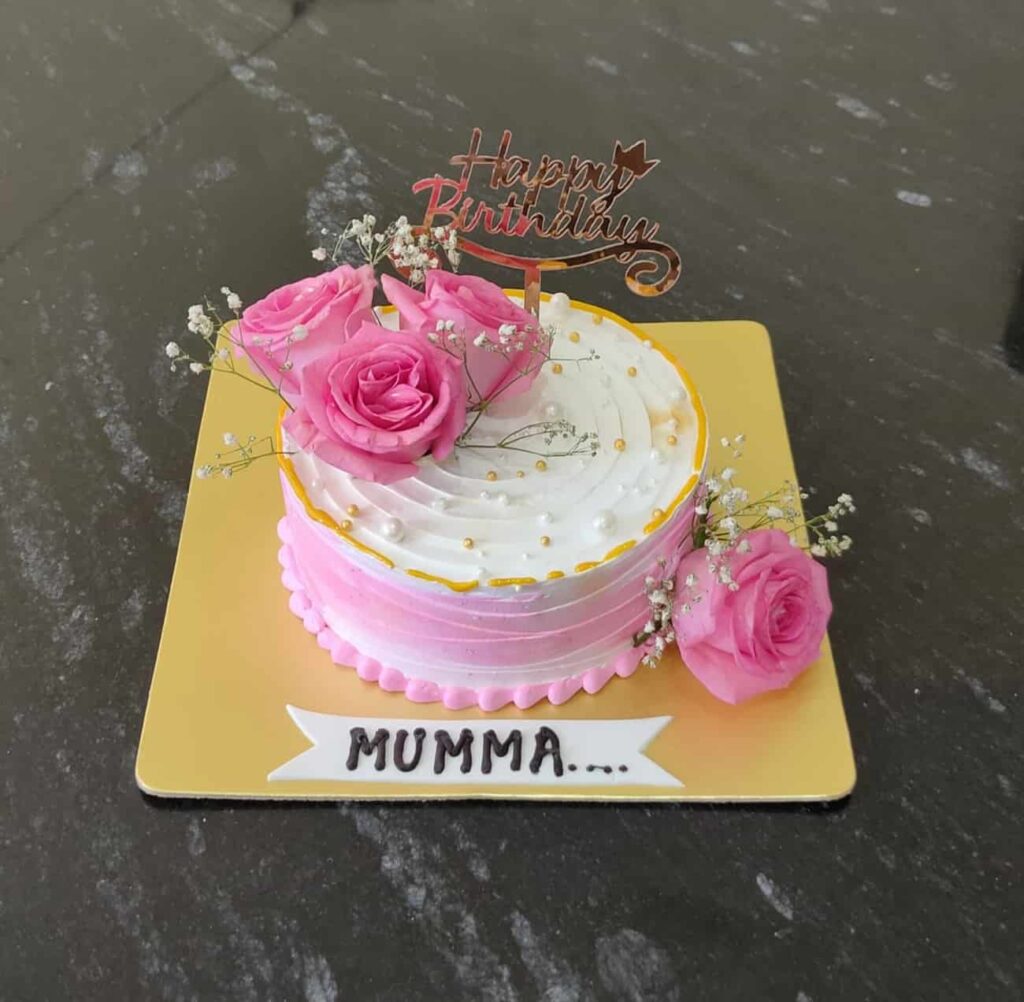 Fresh Pink Roses Theme Cake